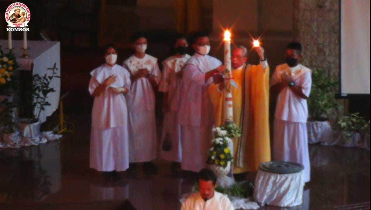 Vigili Paska atau Sabtu Suci Dalam Tri Hari Suci - Paroki Santo ...